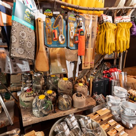 DAIS DESIGN AND FIELD（ダイス・デザイン・アンド・フィールド）｜山形県｜自社製品を中心にした老舗のアウトドアショップ ...